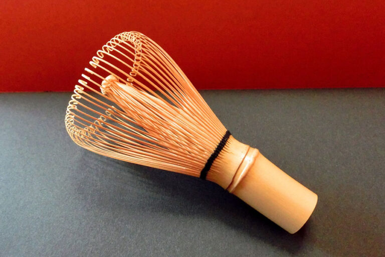 Bamboo Chasen VS Resin Chasen: How To Choose The Best Matcha Whisk